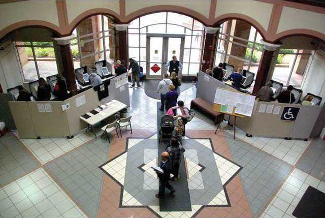 Early ballots roll up - Forsyth News