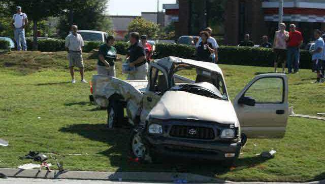 Man dies after tour bus collision on Ga. 400 - Forsyth News