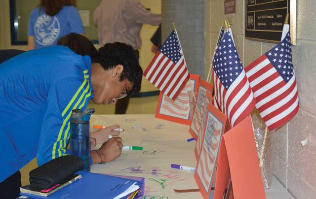 South Forsyth Middle School celebrates Constitution Day - Forsyth News