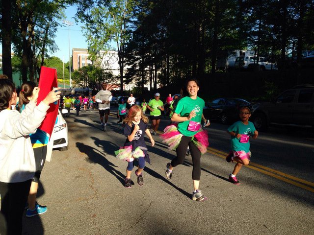 Study: Girls on the Run of North Georgia positively impacts ...
