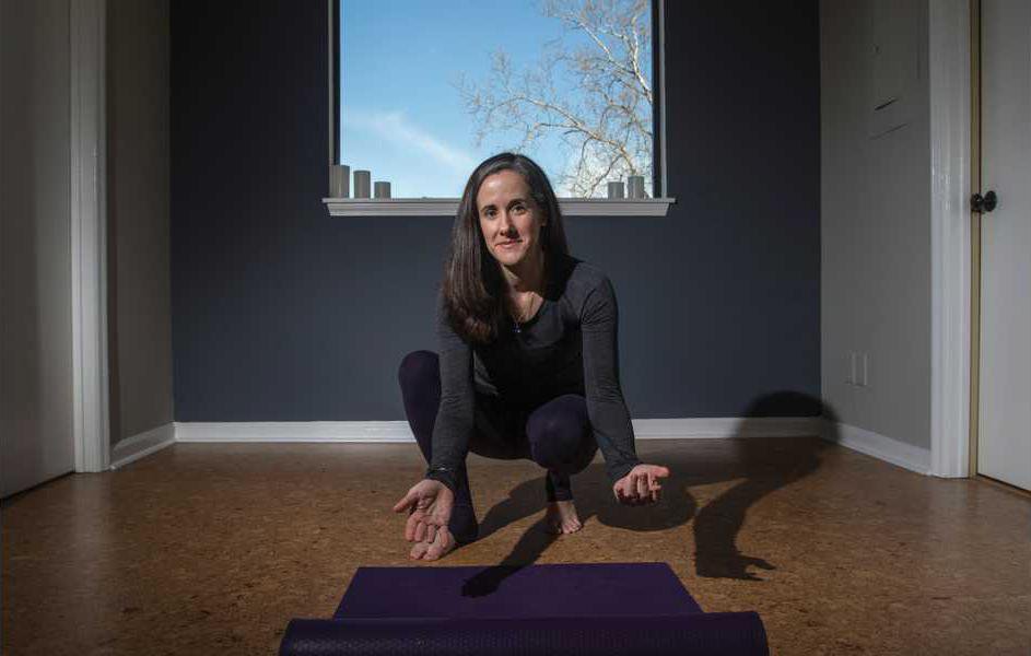Yoga studio owner gives back to community - Forsyth News
