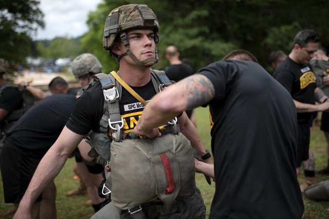 5th Ranger Training Battalion take on Lake Lanier at War Hill Park ...