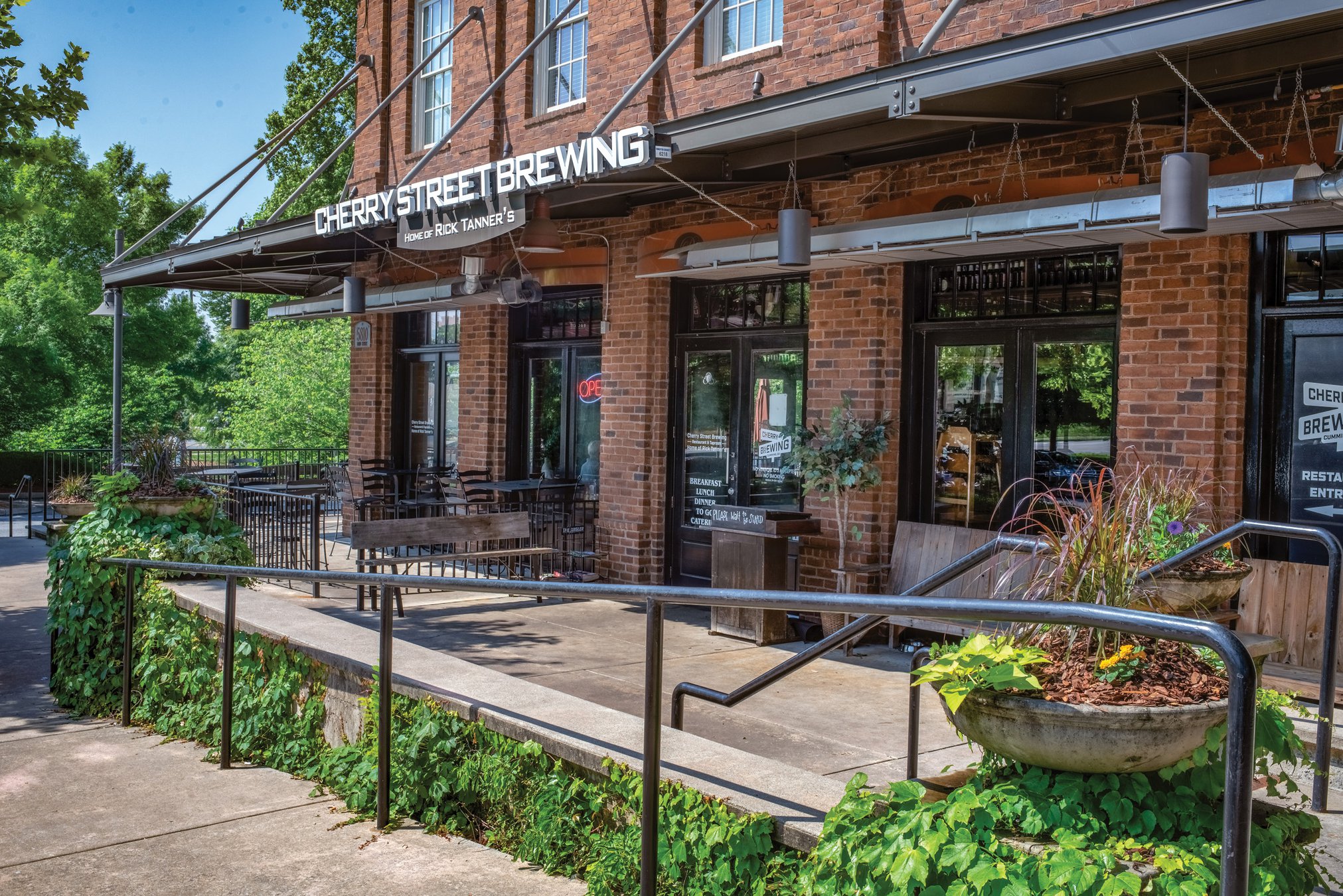 400 spaces: Cherry Street Brewing Co-op, Rick, Nick and Alisa Tanner ...