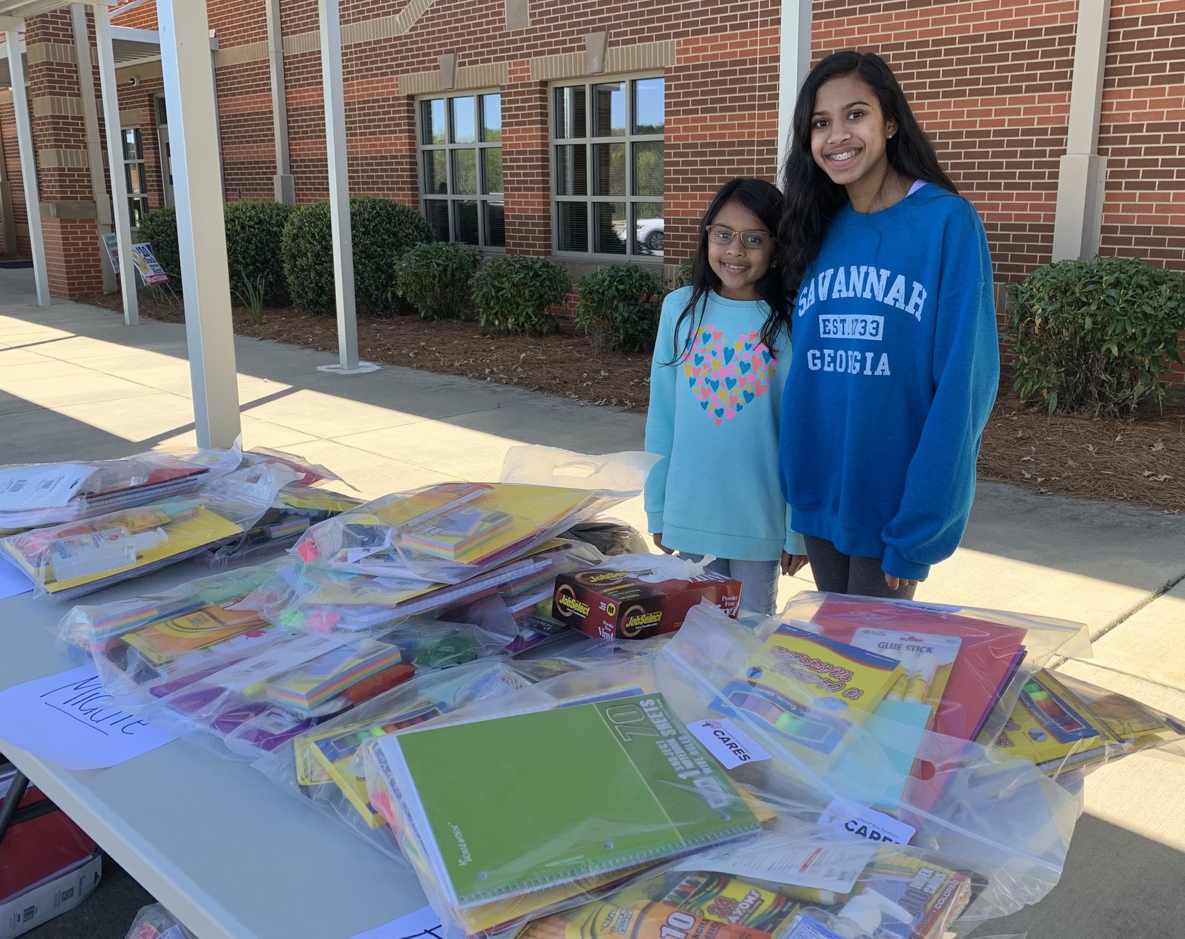 This middle schooler added art kits to Forsyth County’s meal service ...