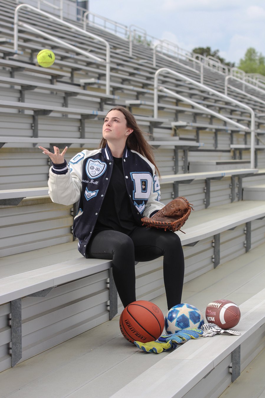 Un-Bell-ievable!: Kiersten Bell becomes Denmark's first 4-sport athlete ...