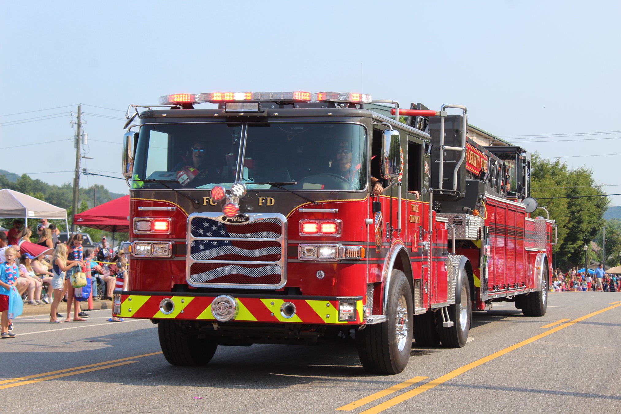 Check out these sights from Cumming's Fourth of July steam engine ...