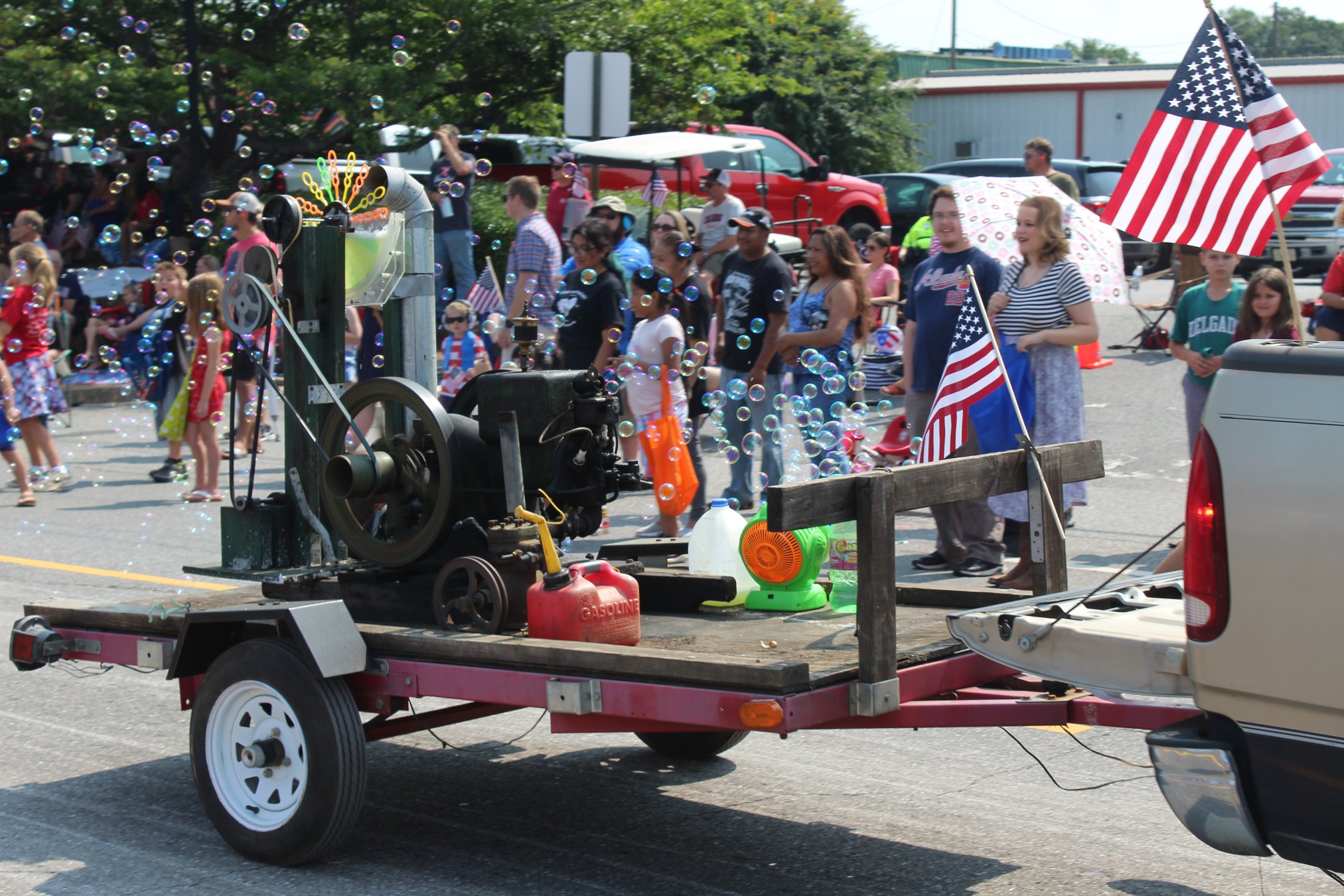 Check out these sights from Cumming's Fourth of July steam engine ...