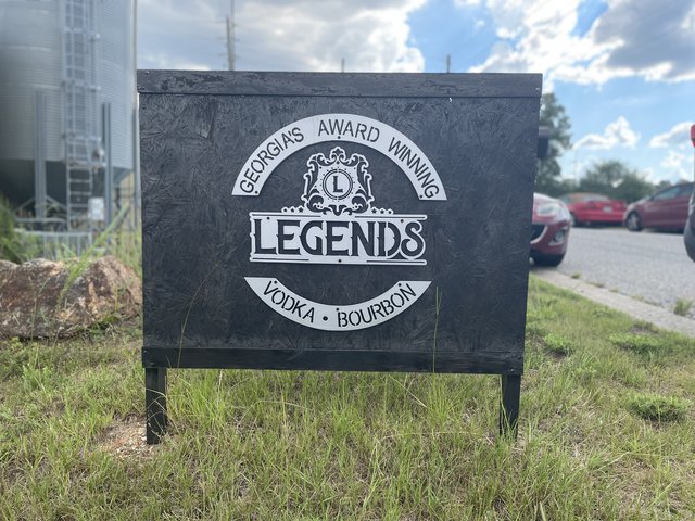 'A legendary life': Legends Distillery hosts hundreds at grand opening ...