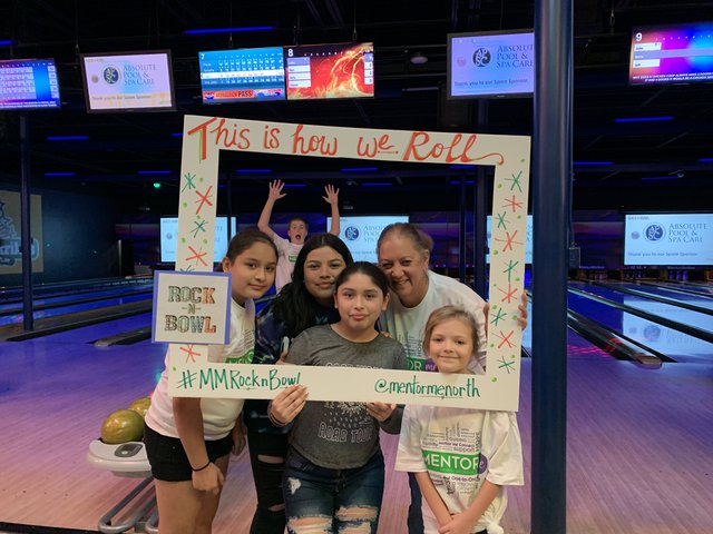 More than 140 bowlers participate in Mentor Me North Georgia’s Rock ‘n ...