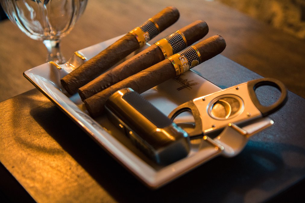 4 places to have a cigar, drink and relax - Forsyth News
