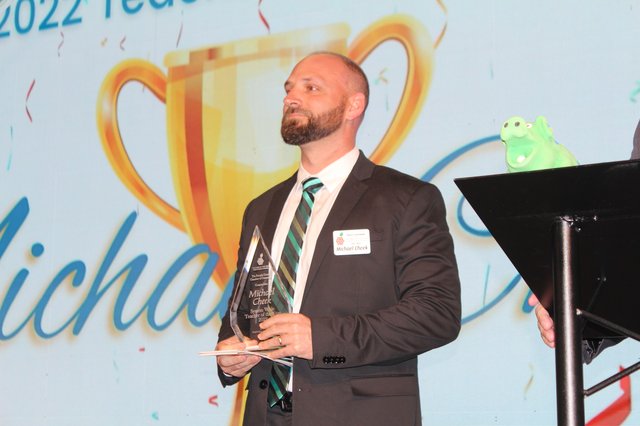‘They can win, and they will win:’ Michael Cheek honored as 2022 ...