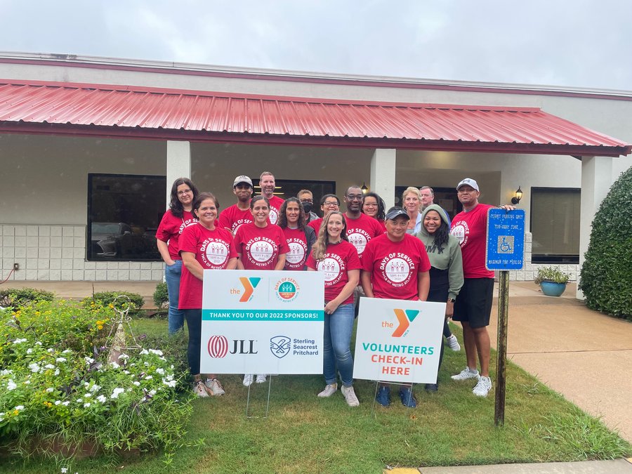 These volunteers packed meals for foster, homeless families on Forsyth ...
