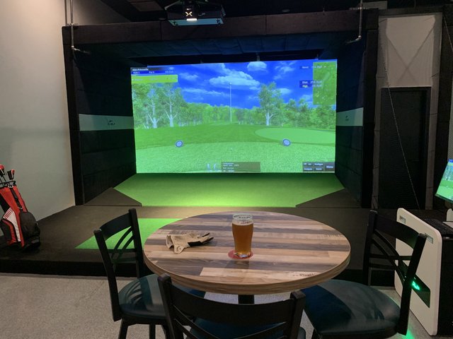 Get ready to tee off at this new golf simulator sports bar in Forsyth ...