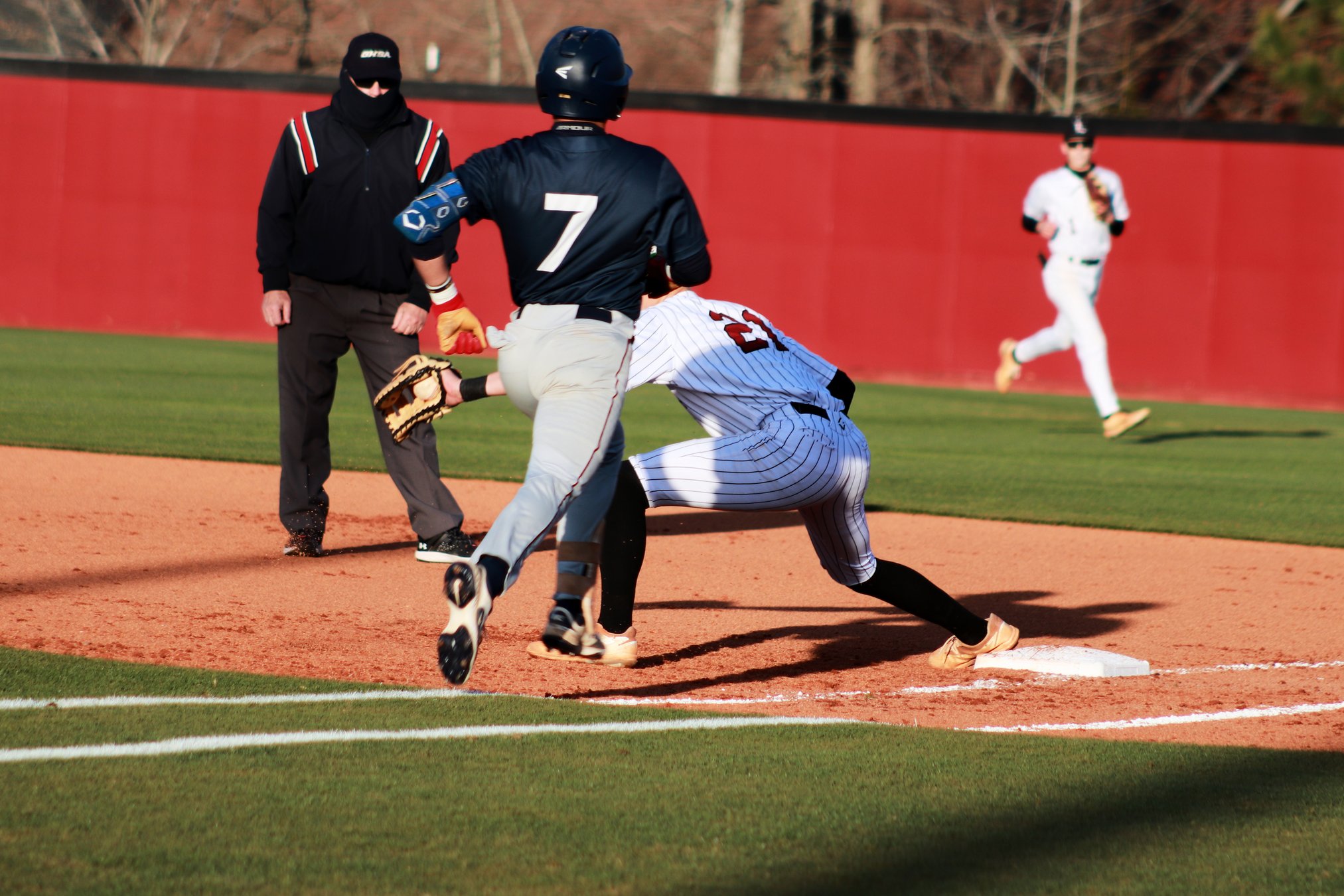 Baseball: Lambert walks into home win - Forsyth News