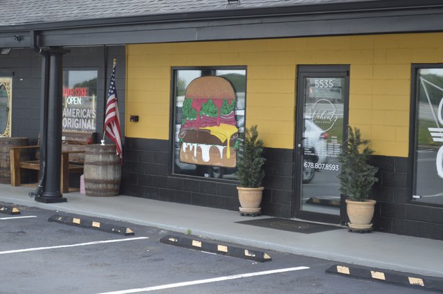 The owner of this upscale burger restaurant tells FCN why he closed for ...
