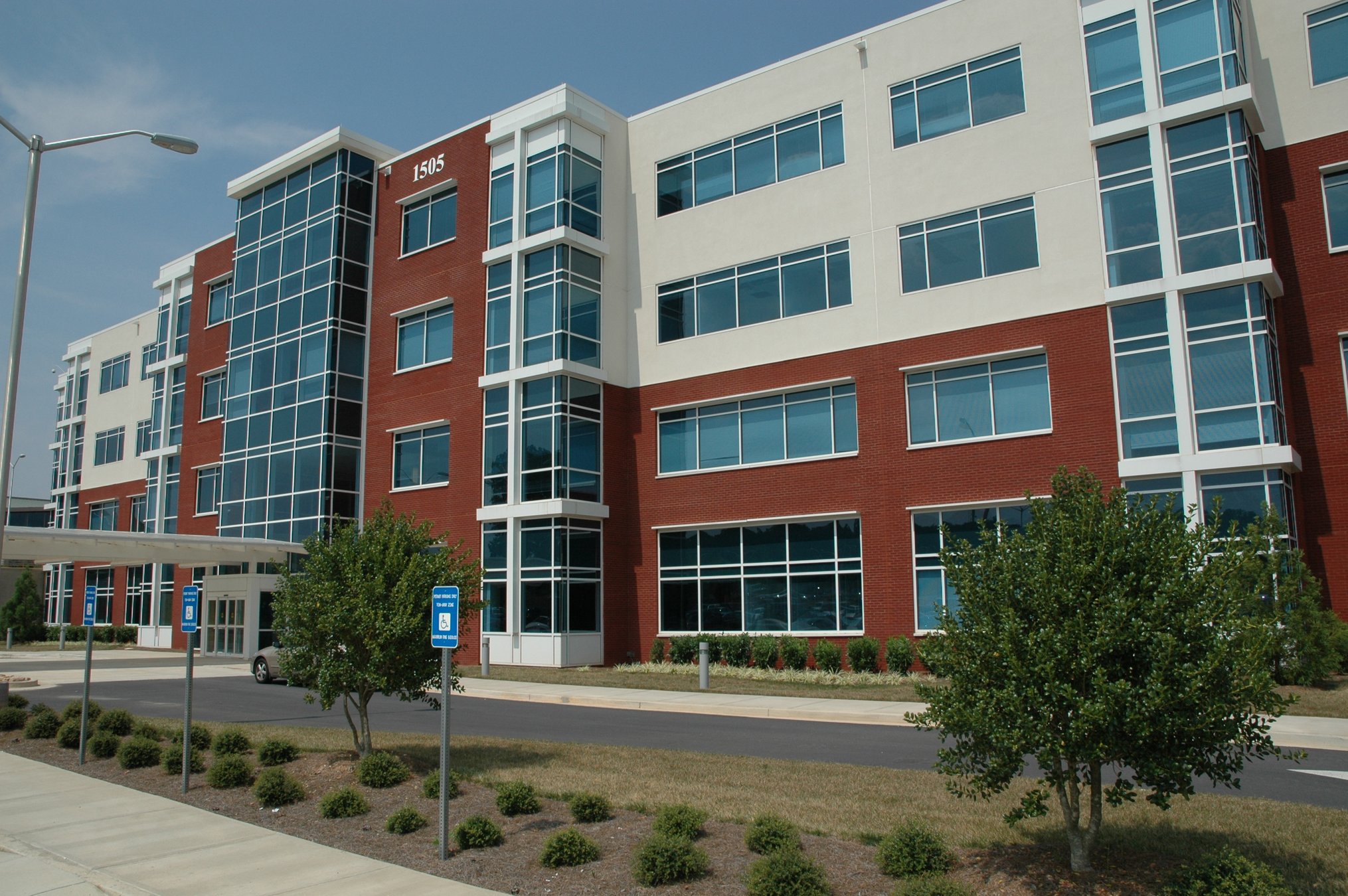 What new medical service is being offered at Northside Hospital Forsyth ...