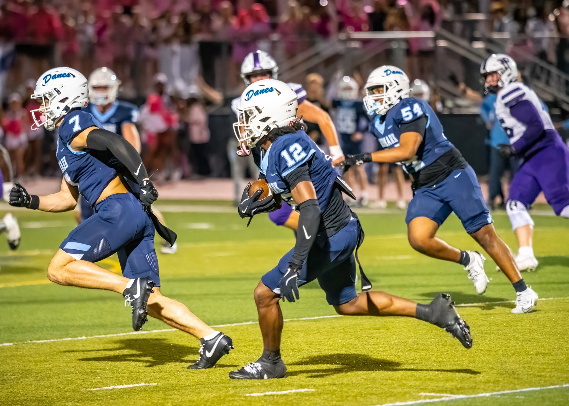Football: Danes down Raiders in defensive battle - Forsyth News