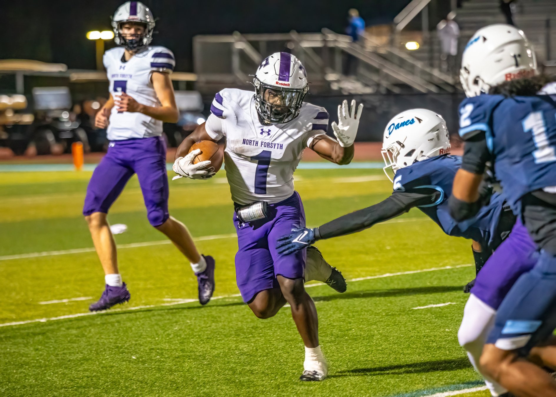 Football: Raiders running back Darron Parry commits to Division-II ...